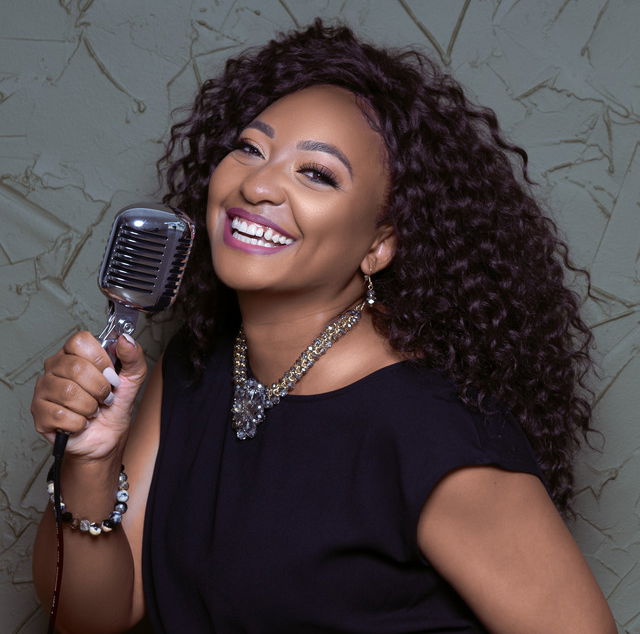 Tickets: Selina Albright, Charlotte | Fri, Apr 17 2026, 6:00 PM